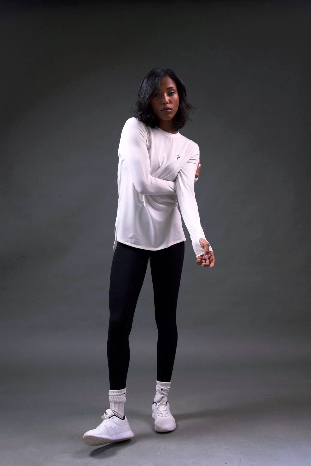PERFORMANCE EXTENDED LONG SLEEVE TOP - Winter White – FIT TRIBE